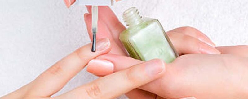 ¿Cómo pintarse las uñas para que duren más? Mira estos tips | Blog Druni