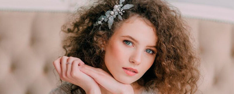 Sorprende y deslumbra con estos peinados para invitada de boda con pelo ...