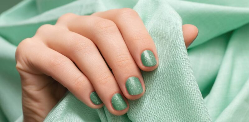 Uñas verde menta: diseños frescos y elegantes para cualquier temporada ...