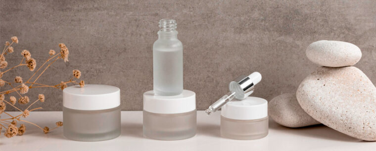 Carbómero: el ingrediente invisible que da forma a tus cosméticos ...