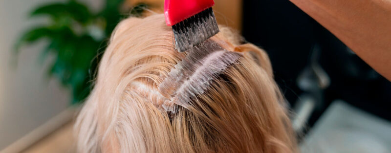 Adiós, Pelo Naranja: La Diferencia entre el Champú Azul y el Verde para ...