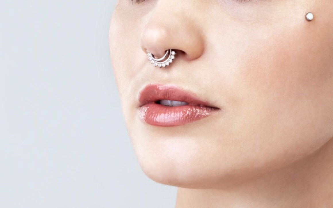¿Cómo saber si un piercing en el ombligo está infectado? ¿Cómo curarlo ...