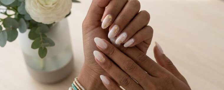 Guía para conseguir el blanco lechoso uñas perfecto (Milky Nails ...